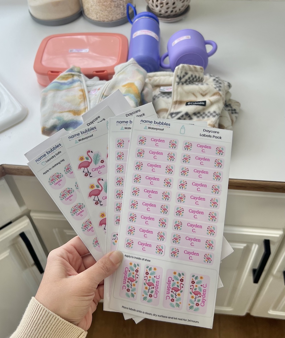 The Best Labels for Back-to-School: Name Bubbles - Pinecones & Pacifiers